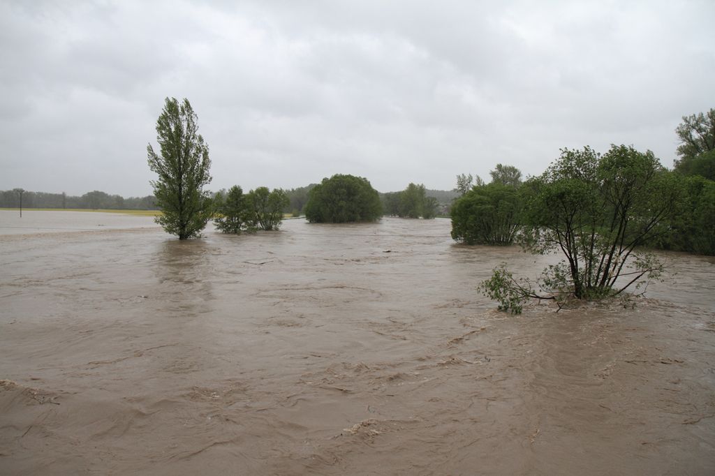 The influence of climate change on severe weather - Met Office