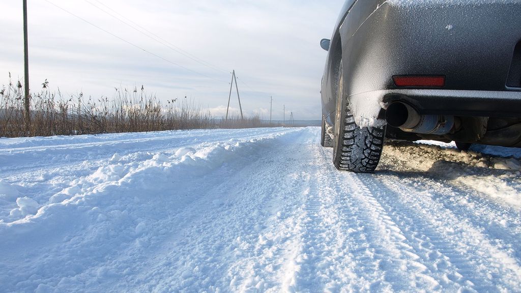 Prepare a winter kit for your car - Met Office
