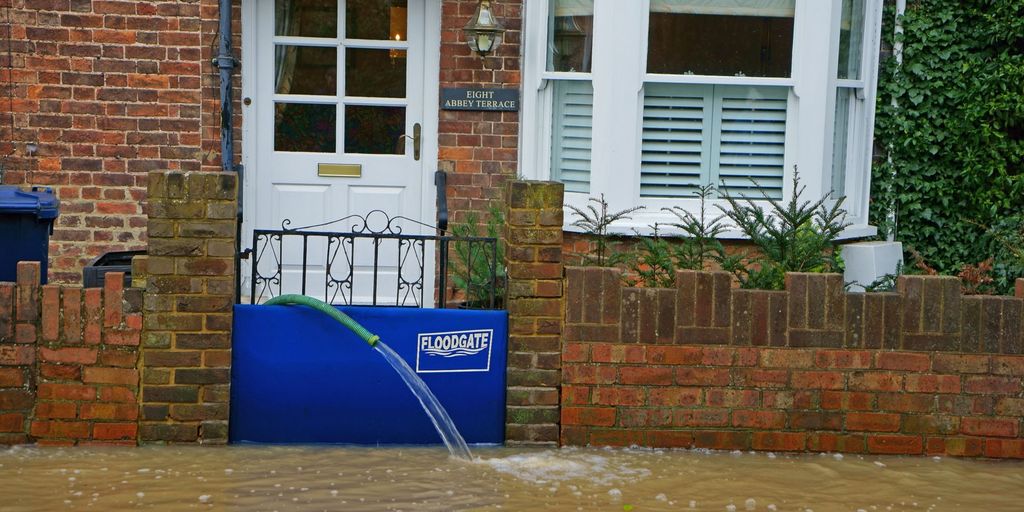 Protecting property from flooding - Met Office