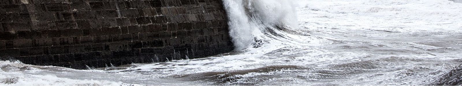 Stay safe in a storm - Met Office