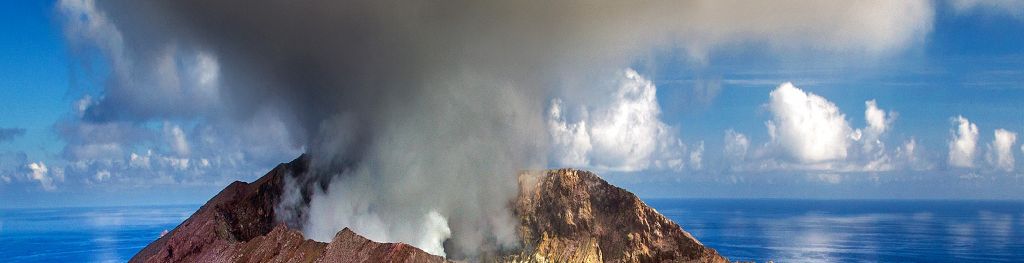 London VAAC: Volcanic ash advisories and graphics - archive - Met Office