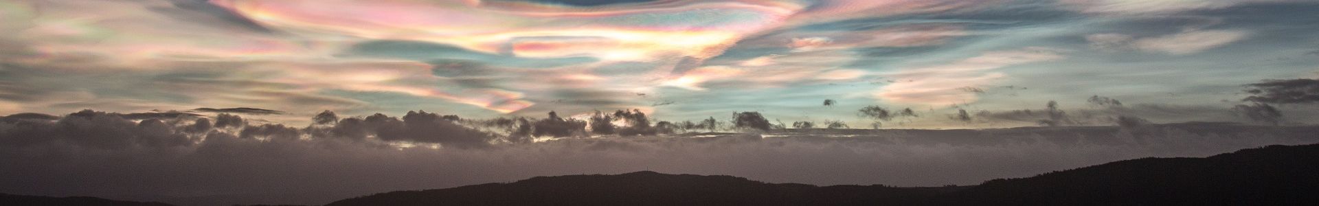 Nacreous Clouds Composition