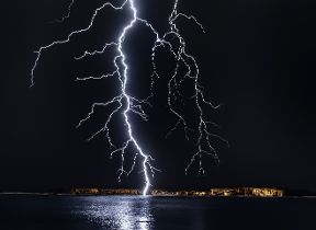 Warnings issued ahead of thunder risk - Met Office